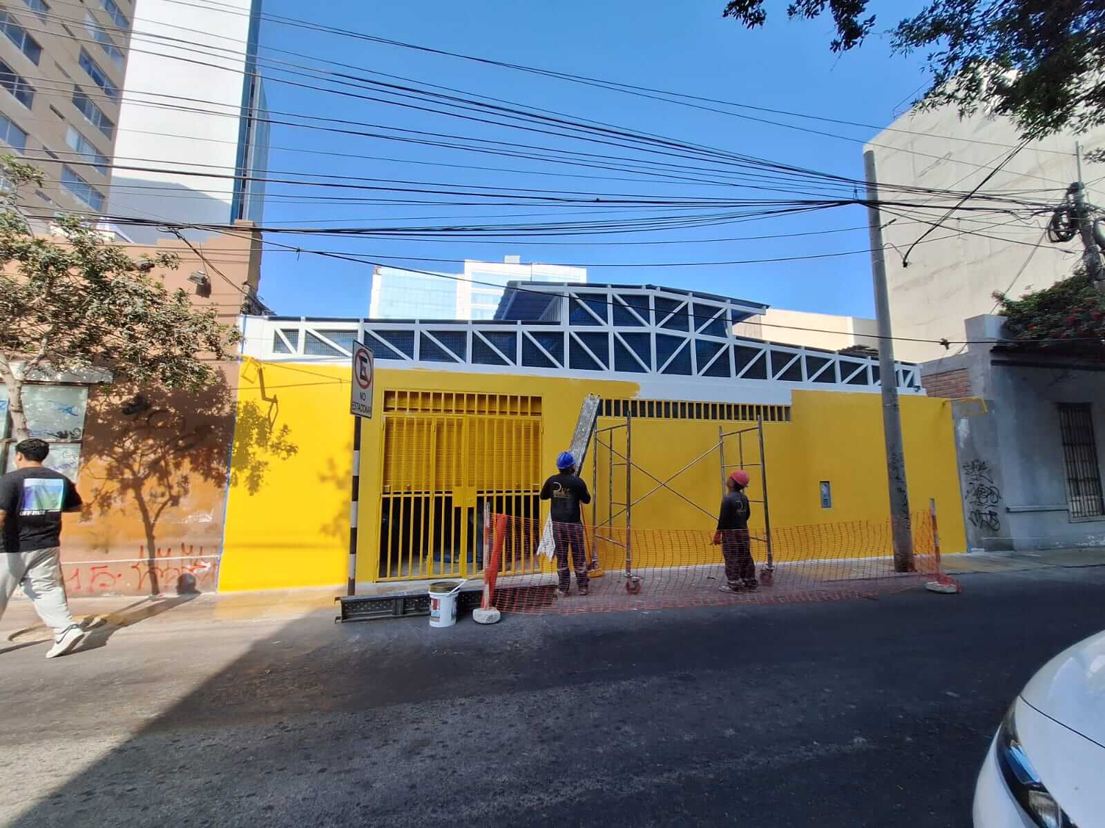 CONSTRUCCIÓN DE TIENDA MASS TIENDA MASS- PORTA 2 MI — Duo Arquitectos ...